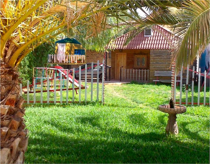 Bungalow Avec Parking, Parc Et Terrain De Sport - Morón de la Frontera