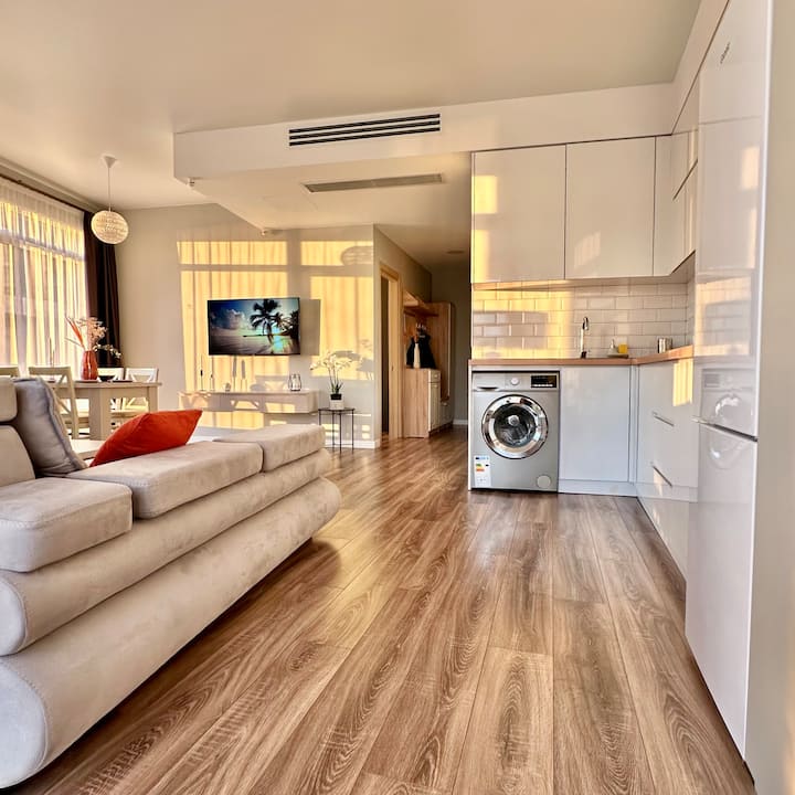 Sunset Apartment | Sea View | Swimming Pool - Batumi