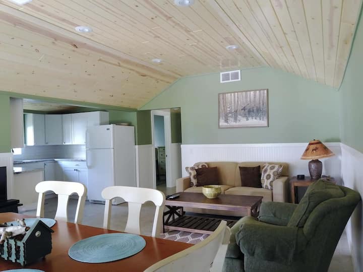 Pine Cottage At Grace Landing Cottages - Ludington, MI