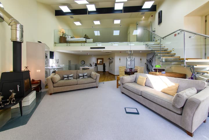 The Mezzanine - Knaresborough