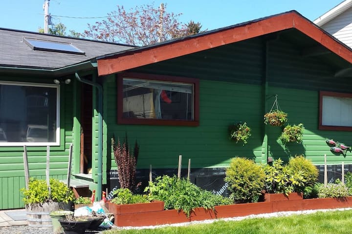 Aleutian Islands Holiday Rentals & Homes - Alaska, United States | Airbnb