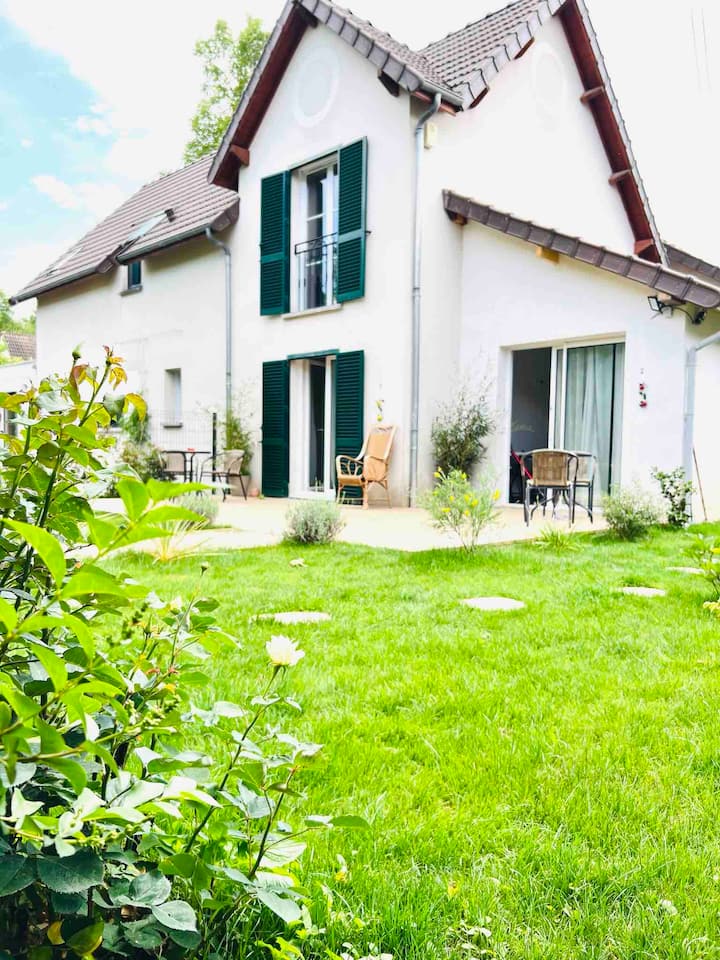 Studio Au Vert à 10 Min Du Centre-ville De Brunoy. - Quincy-sous-Sénart