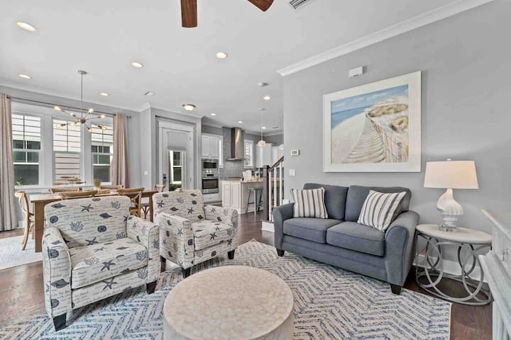 30a Beach Dream- Golf Cart For 6, Huge Pool! - Alys Beach, FL