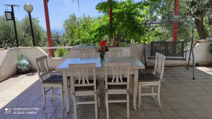 Villetta Con Ampia Veranda E Bbq - Mattinata