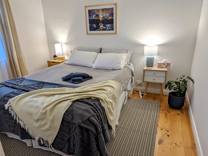 Buddha's Rest - Metta Room - Blackwood