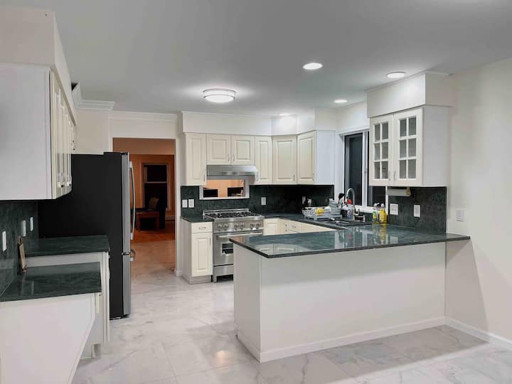 #B- Quiet Space/ West Point/glenmere Mansion - Goshen, NY
