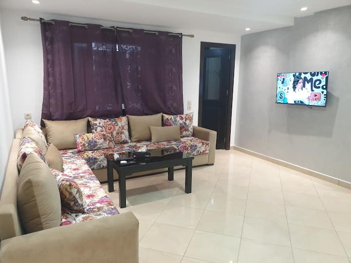 Jolie Apparemment Al Massira Nr 4 Avec Wifi - Martil