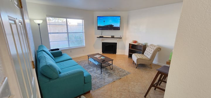 Lovely 2-bedroom Condo With A Pool - Corpus Christi