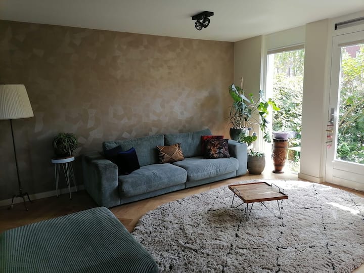Gezellige Familiewoning Met Tuin En Dakterras. - Amsterdam