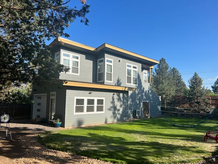 Sound Smith Guesthouse 2\2 - Park Setting - Bend, OR