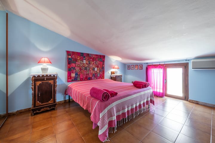 Cozy, Colorful Apartment Close To The Beach - Quartu Sant'Elena