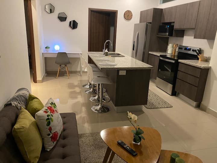 2 Bedroom Apt. @Lapa Living- 10 A.m. Check In - Playa Herradura