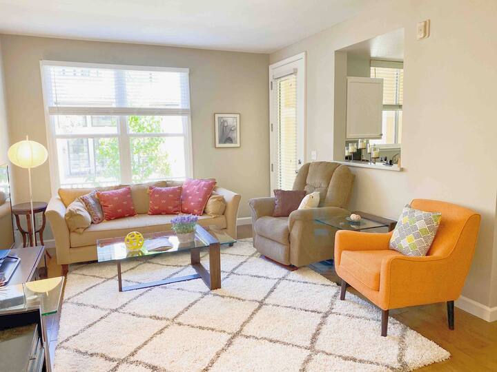 2br / 2ba In Heart Of Downtown Mountain View - Los Altos, CA