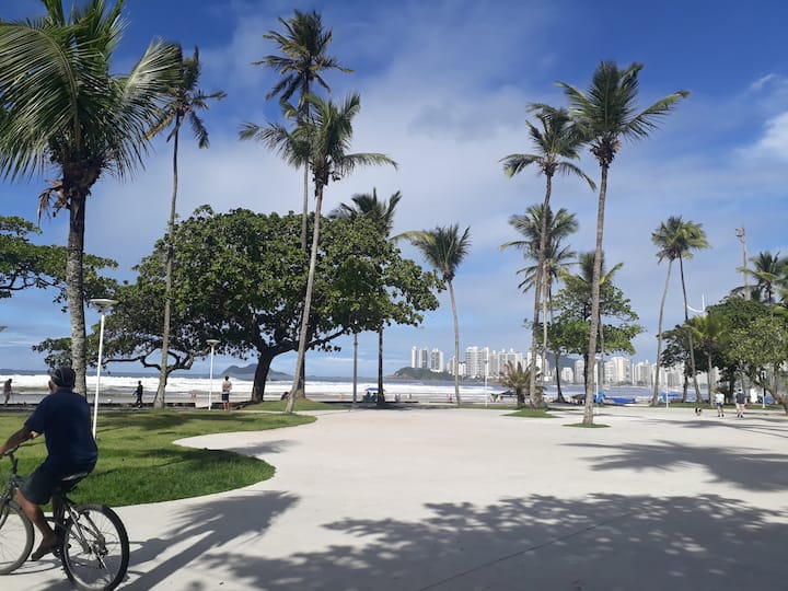 Excelente Localização, Com Garagem E Wi-fi - Guarujá