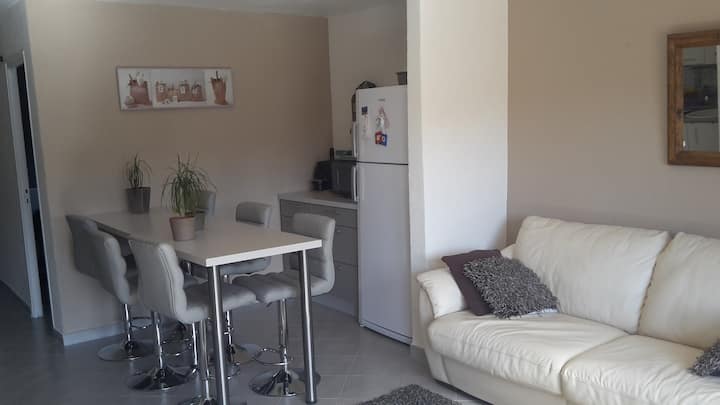 Appartement T3 Dans Villa Avec Vue Sur Jardin - Fos-sur-Mer