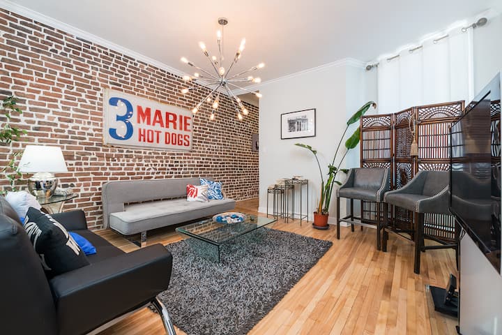 Downtown Montreal 4 Bedroom 2.5bath Sleep Lots - Montreal