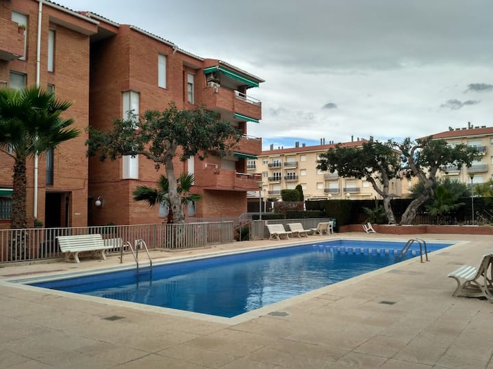 Apartamento Confortable Con Piscina. Wifi - Comarruga