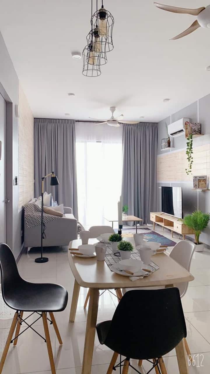 Penang Sentral Highclass Seaviewsuite With Balcony - Penang Island