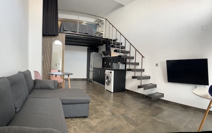 Mini Duplex Moderno Bien Ubicado - Tarifa