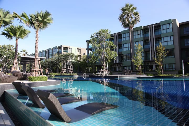 Lumpini Park Beach Cha-am (10 M From Beach) - Cha-am