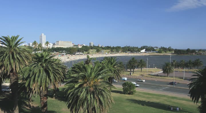 Cozy Waterfront Apartment - Uruguay