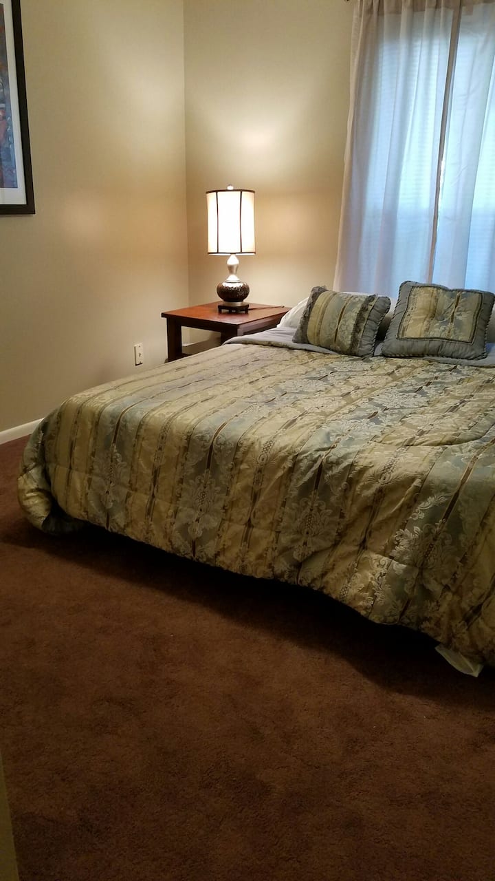 Super Quiet....recharge Zone! - Tyler, TX