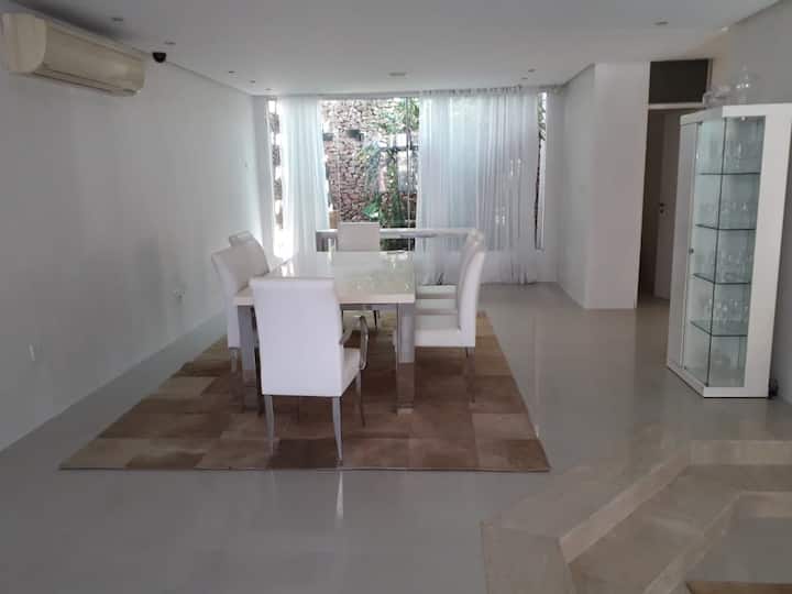 Casa Confortável Maceió Suite 1 C/hidro Individual - Maceió