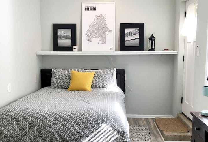 Cozy Va-hi Studio - Atlanta, GA