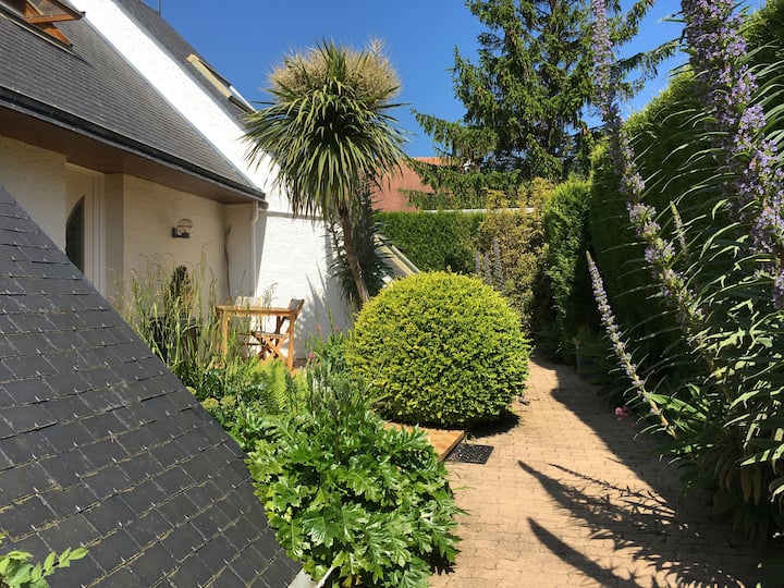 "Les Iris" : Charmante Maison D'architecte - Calvados