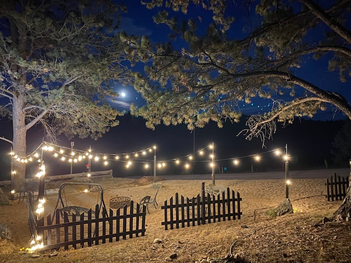 Next To Custer State Park. Quiet & Serene. 6 Rooms - Monte Rushmore