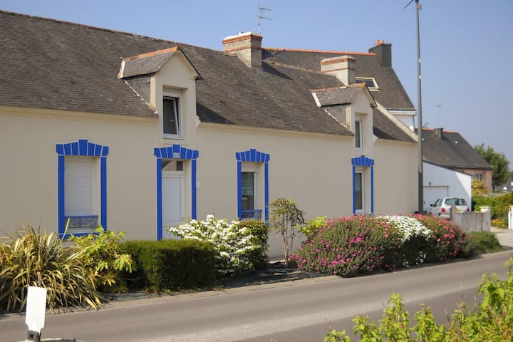Maison De Pêcheur Près De La Mer - Bretagne