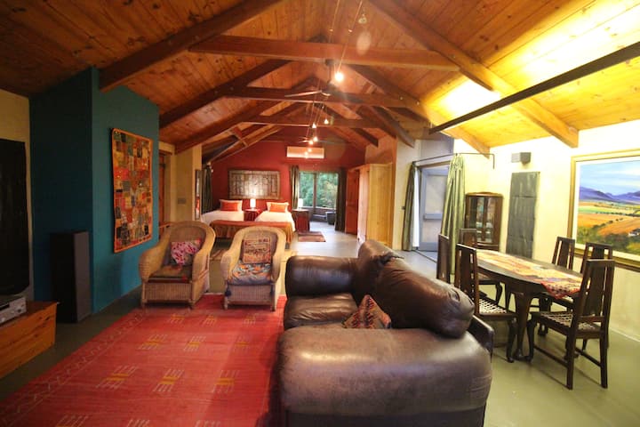 Beit Salem Upper Room Stellenbosch - Stellenbosch
