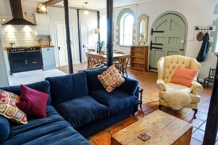 Beautiful Converted Stables With Garden, Clovelly - Clovelly