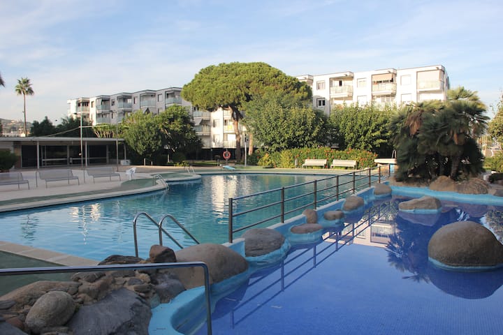 Apartamento Con Muchos Servicios - Acceso A Playa - Mataró