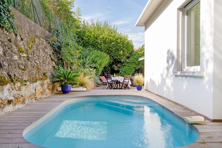 Beau Deux Pièces 52 M2.
Piscine.
Garage ,Terrasse. - Cannes