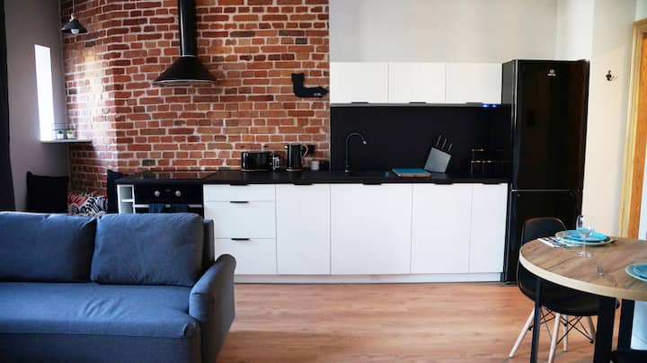 Loft Style Apartment, 15 Min Walking To Center - Wrocław