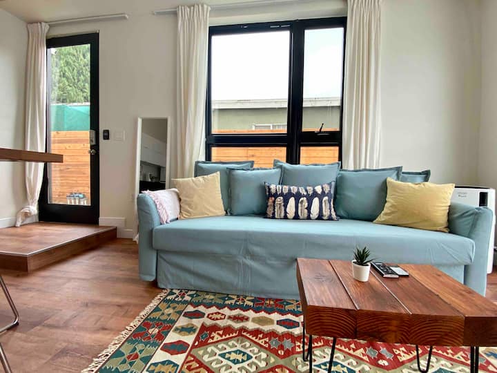 Modern Home+yard 14ft Ceilings 1b1b - Santa Monica, CA