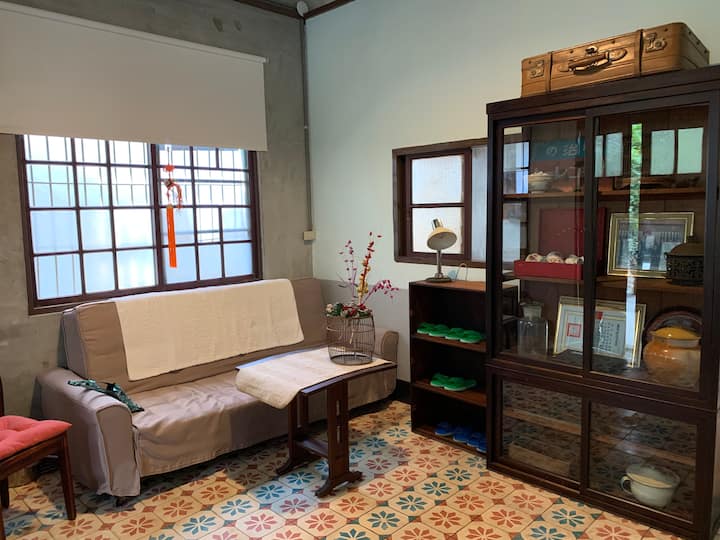 Pt-b 1940s Cottage, Central Park, Shopping, Market - 屏東市