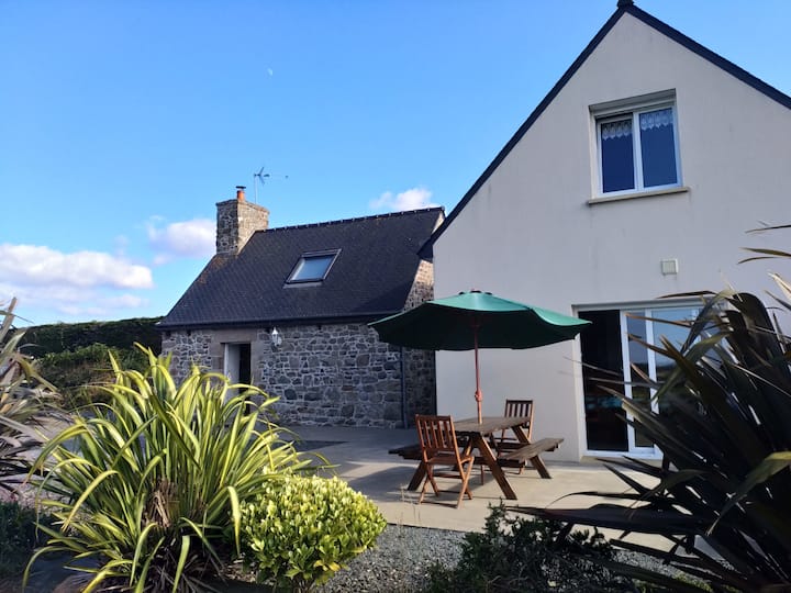 Gite Le Rohel: 8 Personnes Avec Vue Sur Mer - Pleubian