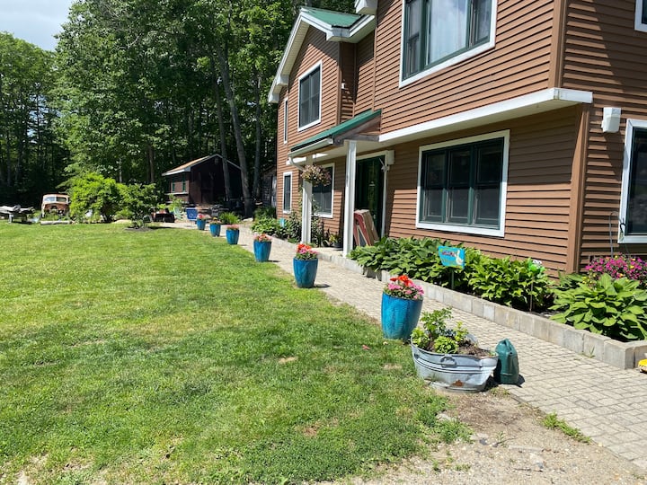 Quiet 2 Bedroom Apt Close To Beaches And Town. - Bath, ME