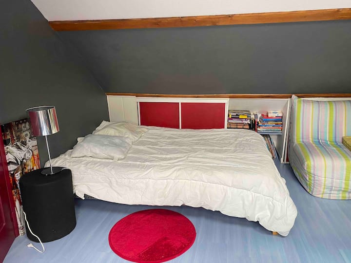 Chambre Meublée (Hors Week-end) à Sarrigné - Bauné