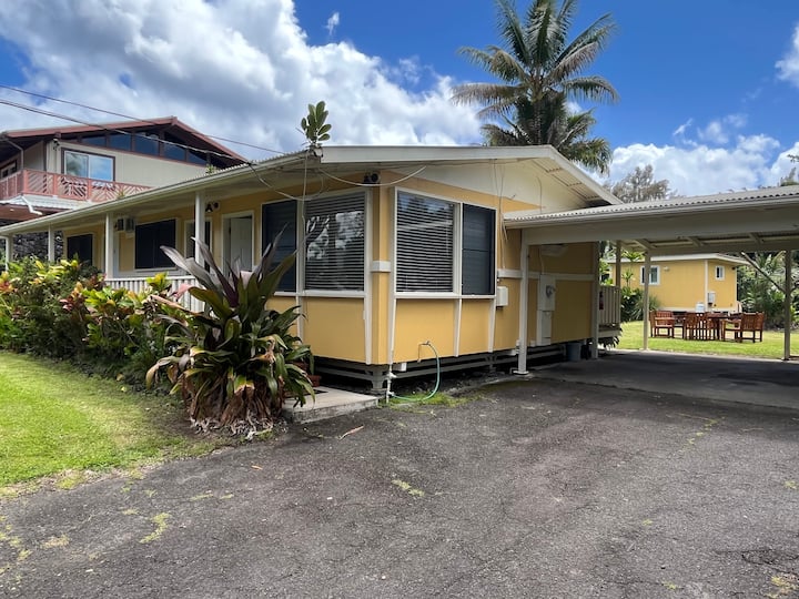 Aaron's Cottage #10 Single Private W/bath A/c - Hilo, HI