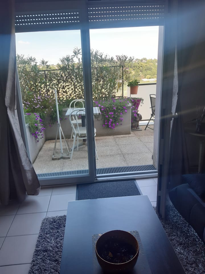 T2 Cosy Proche Toulouse Avec Terrasse Et Belle Vue - Castanet-Tolosan