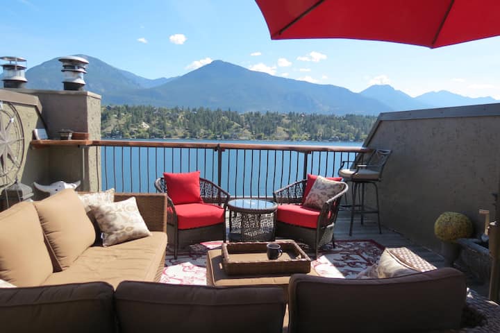 Lakefront Getaway W/ Private Beach & Tennis Courts - Invermere