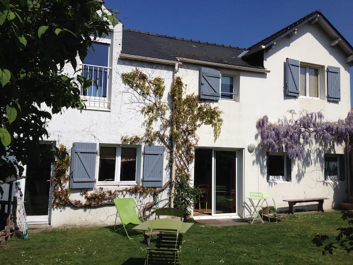 Nantes : Maison De Ville Proche Du Centre - Nantes