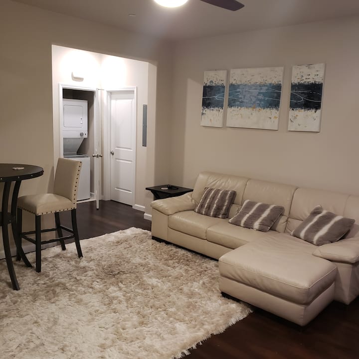 The Pacific Guest Suite - Enjoy The In-law Suite - Roseville, CA