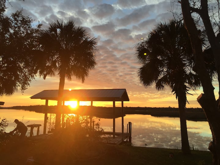 3 Story Home W/ Dock In Old Homosassa, Florida - Homosassa