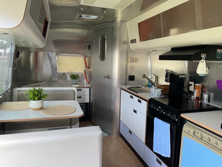 Airstream “Backyard Silver Bullet” - Fife, WA
