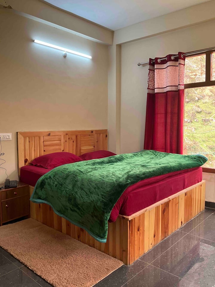 Himalayan Guesthouse - Tosh