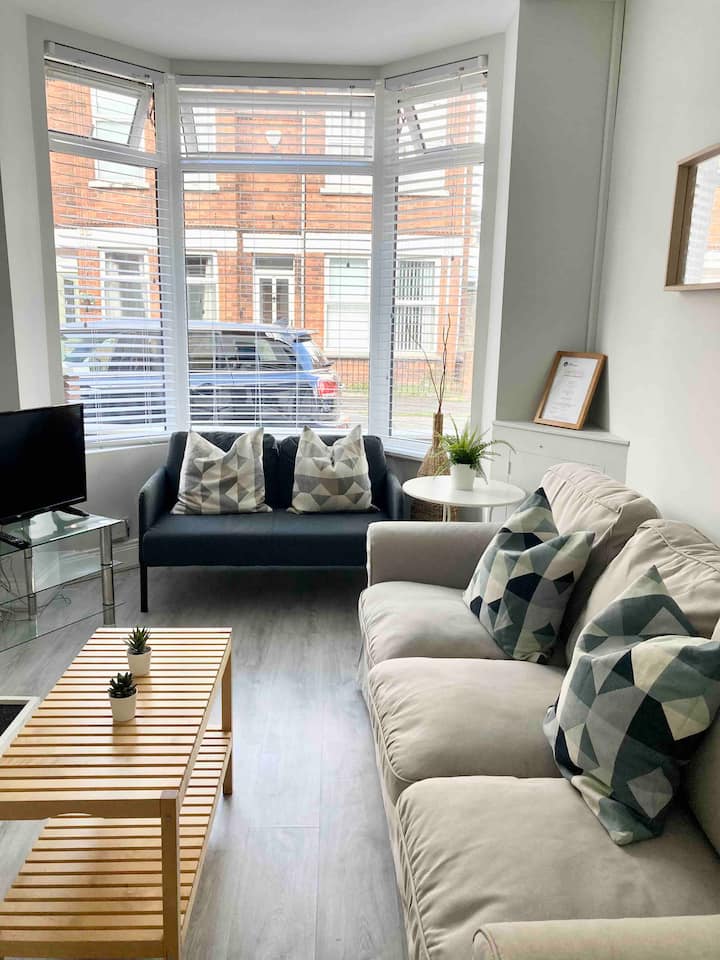 Lovely Home Close To Belfast City Centre - Belfast